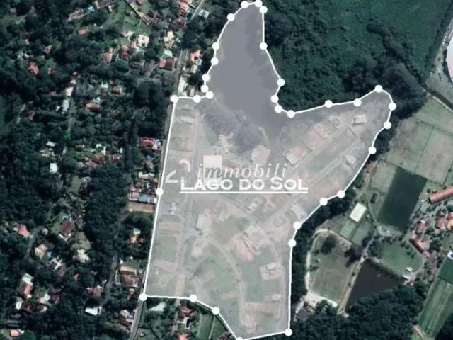 Casa à venda em Cotia, Granja Viana, com 3 suítes, com 230.18 m², Condomínio Lago do Sol