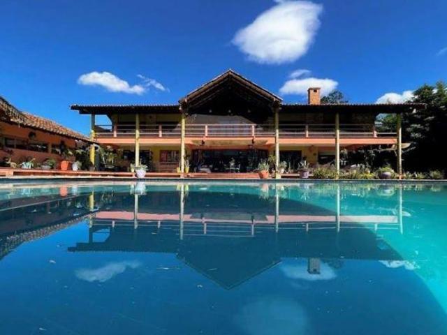 Casa à venda em Cotia, Jardim Mediterrâneo, com 5 suítes, com 1333 m²