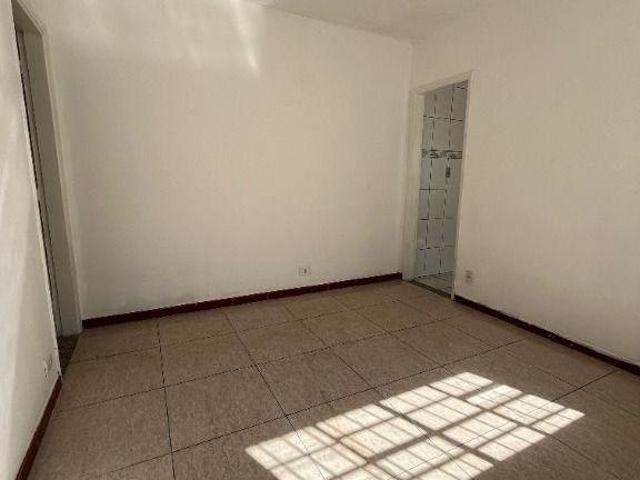 Casa à venda em Cotia, Jardim dos Ipês, com 2 quartos, com 70 m²
