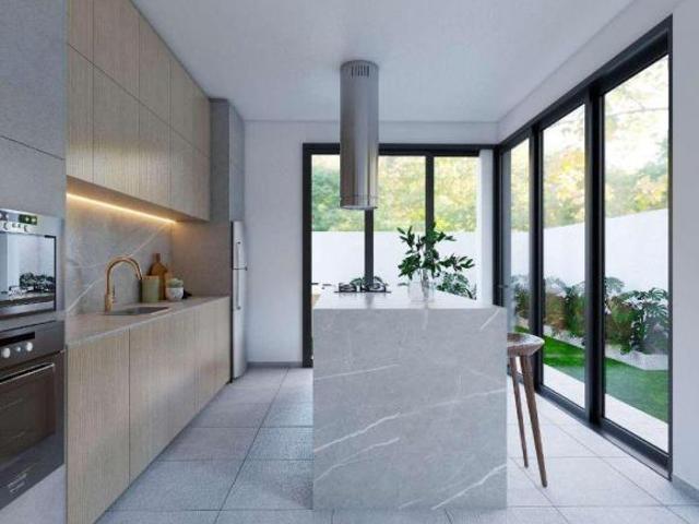 Casa à venda em Cotia, Jardim Ipês, com 3 suítes, com 110 m², Condomínio Saint Patrick