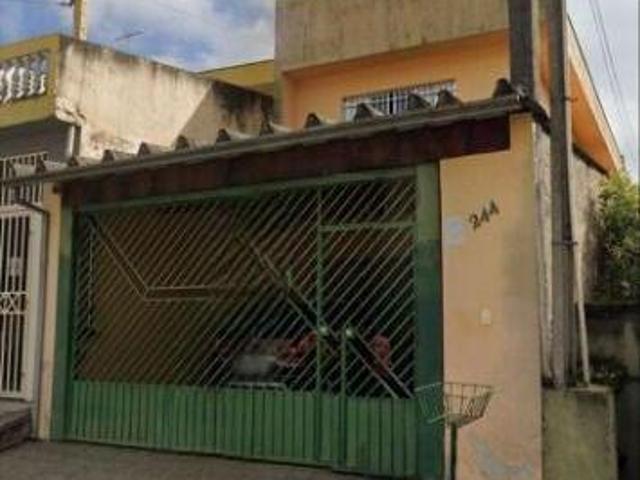 Casa à venda em Cotia, Jardim Leonor, com 2 quartos, com 339.61 m²