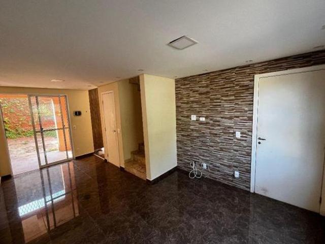 Casa à venda em Cotia, Jardim Petrópolis, com 2 quartos, com 67 m², Residencial Bosque da Vila