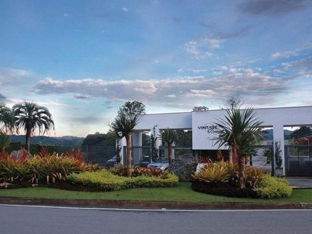 Casa à venda em Cotia, Paisagem Renoir, com 5 suítes, com 610 m², Cond. Vintage Munk