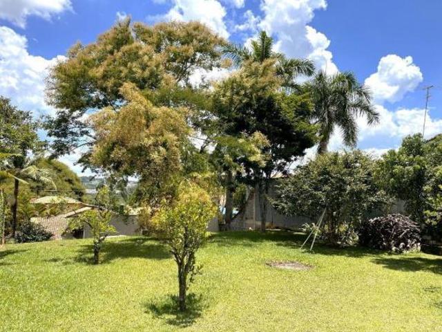 Casa à venda em Cotia, Parque Dom Henrique, com 3 suítes, com 350 m², Condomínio Dom Henrique III