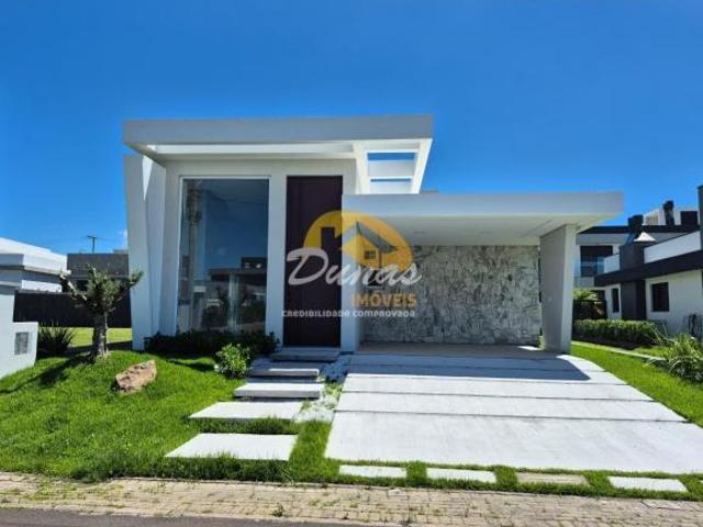 Casa à venda em condomínio fechado Tramandaí/RS