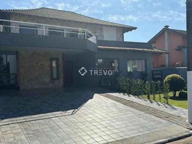 CASA À VENDA EM CONDOMÍNIO 4 DOM, 5 BANHEIROS, 6 VAGAS, 393 m² EM BERTIOGA/SP
