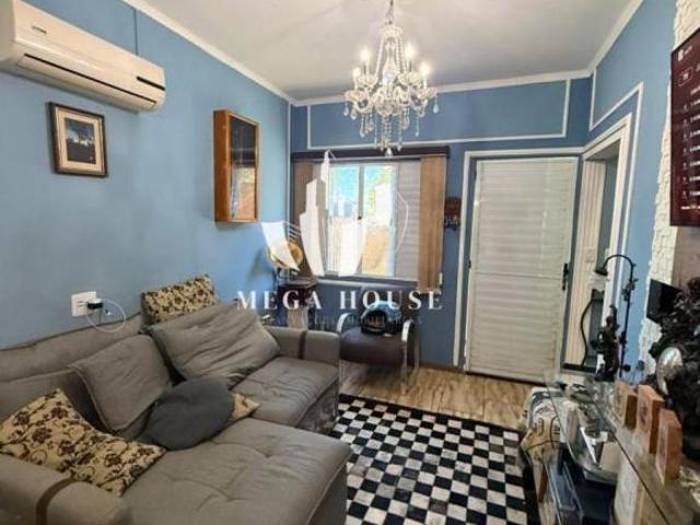 CASA À VENDA EM CONDOMÍNIO