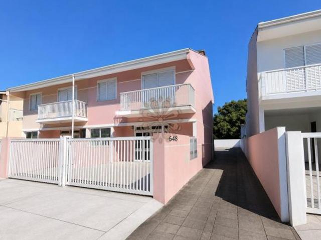 Casa à Venda em Condomínio – 3 Quartos | Guaratuba