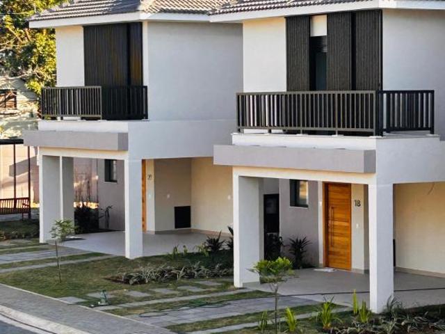 Casa em condomínio à venda de 139m² 3 suítes e Quintal privativo em Barão Geraldo, Campinas
