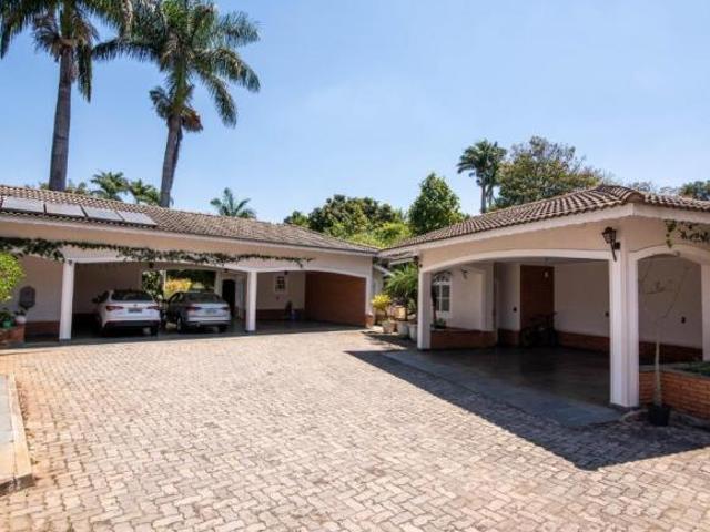 casa à venda em Condomínio Village Sans Souci