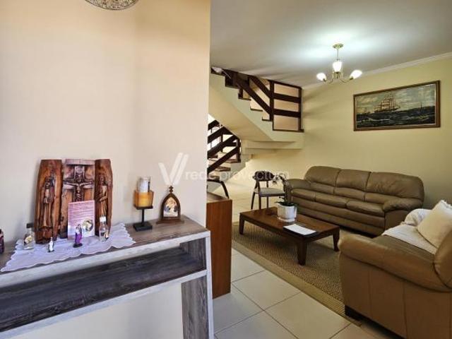 casa à venda em Condomínio Vivenda das Quaresmeiras