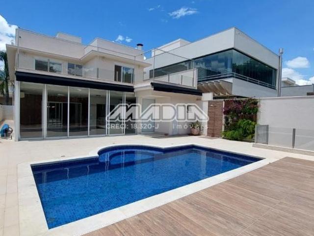casa à venda em Condomínio Zurich Dorf