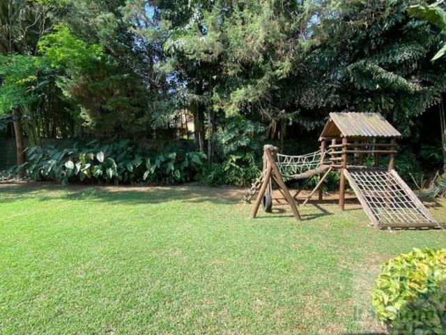 Casa a Venda em Condominio Alphaville