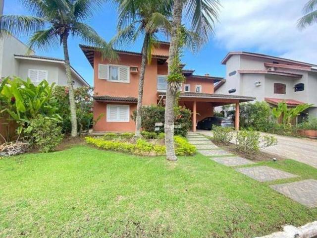 Casa a venda em condominio alto padrão com total infraestrutura