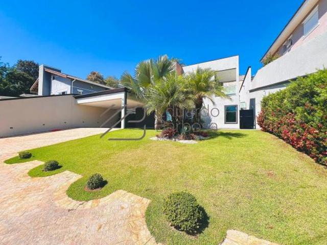 Casa á Venda em Condomínio Atibaia/SP
