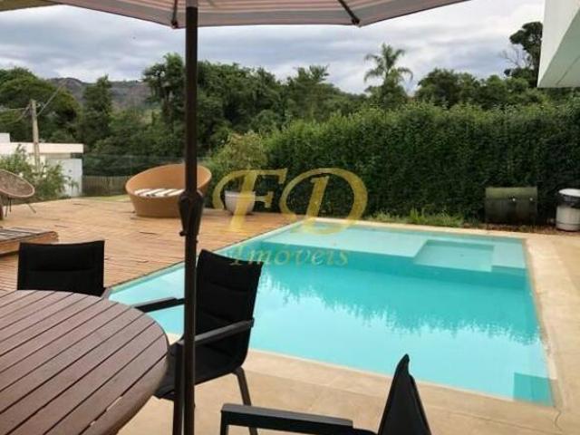 Casa a venda em condomínio Campos do Conde
