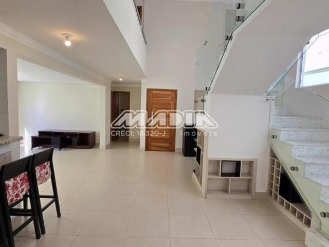 casa à venda em Condomínio Canterville