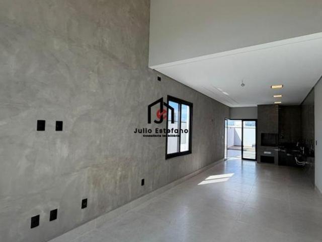 Casa à venda em Condomínio Cataguá Way
