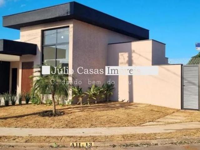 Casa a venda em condomínio com 3 suítes