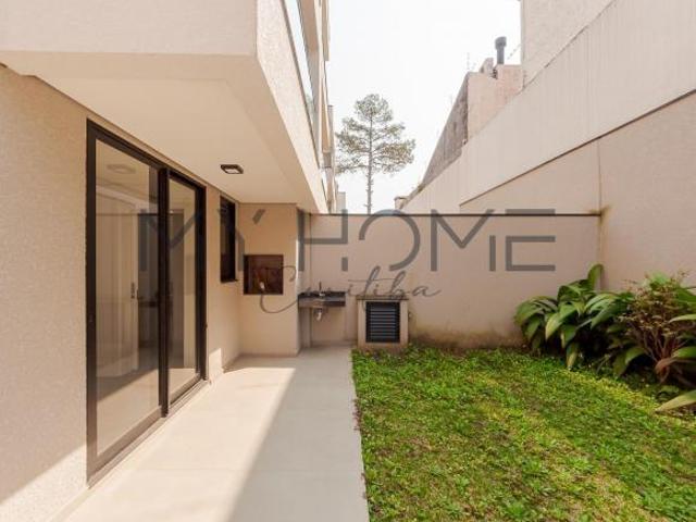 Casa à venda em condomínio com 3 suítes, no bairro Santo Inácio