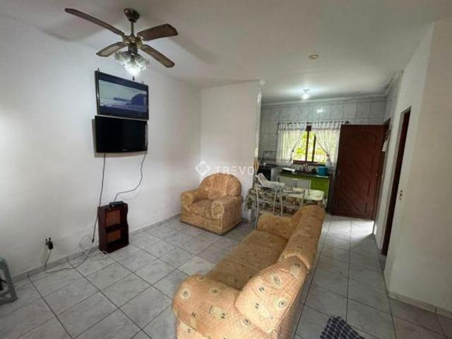 Casa à venda em condomínio com 2 suítes, 3 banheiros, com 77m² no Maitinga