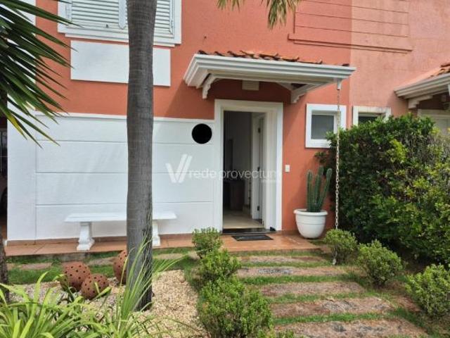 Casa a venda em Condomínio com 4 dormitórios 2 suíte 4 vagas