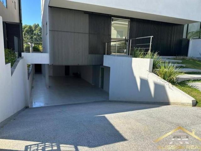 Casa à Venda em Condomínio com 4 Suítes no Solaia sendo 568,94m²