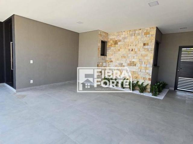 Casa à venda em condomínio em Valinhos