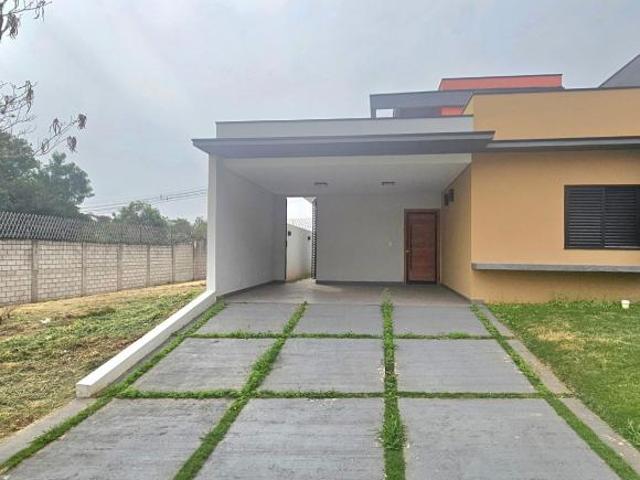 casa a venda em condomínio em Louveira SP