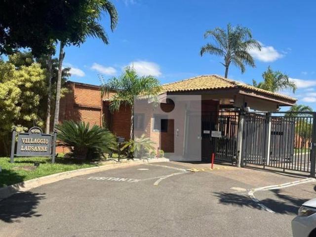 Casa a venda em condomínio em Sousas