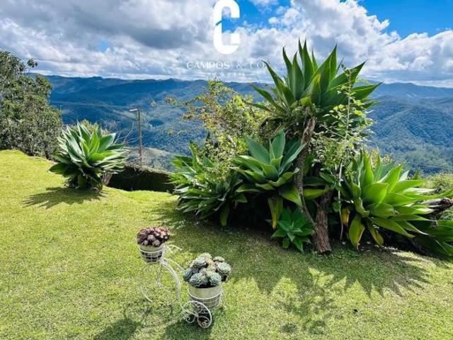 Casa à venda, em Condomínio exclusivo com vista deslumbrante para as montanhas em Campos do Jordão