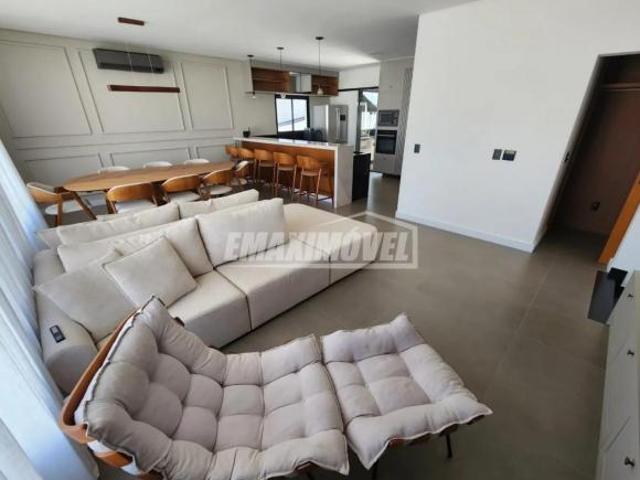 Casa à Venda em Condomínio Exclusivo no Cyrela Landscape com 3 suítes