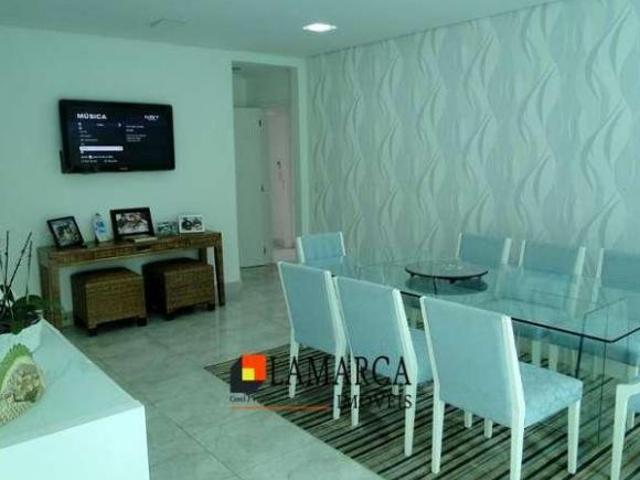 Casa a venda em condominio fechado na Enseada