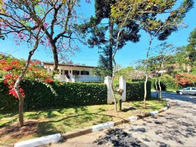 Casa à Venda em Condomínio Fechado na Granja Viana com 2 Dormitórios 1 Suíte e 2 Vagas