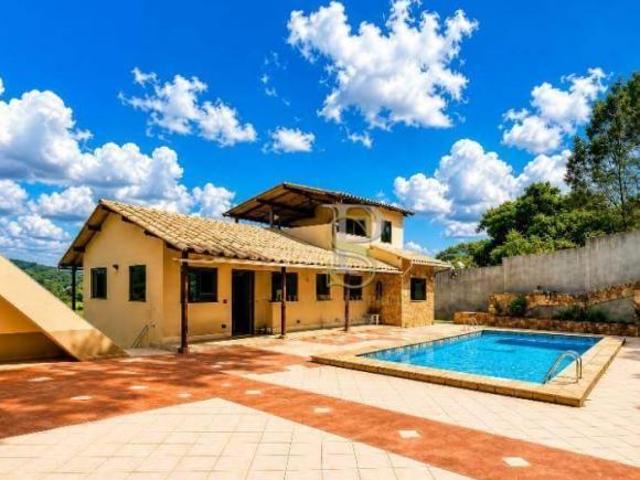 Casa a Venda em Condomínio Fechado na Serra da Cantareira SP