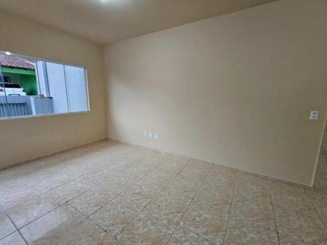 Casa à venda em condomínio fechado no bairro Santa Terezinha Campo Largo