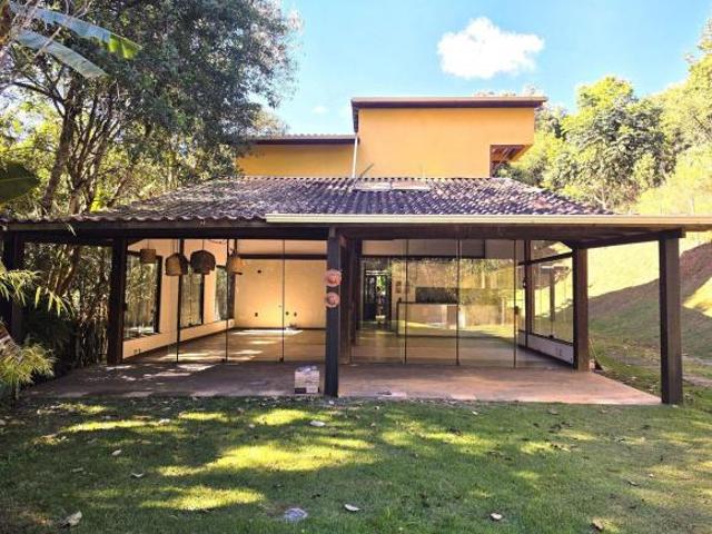 Casa à venda em condominio fechado Nova lima MG