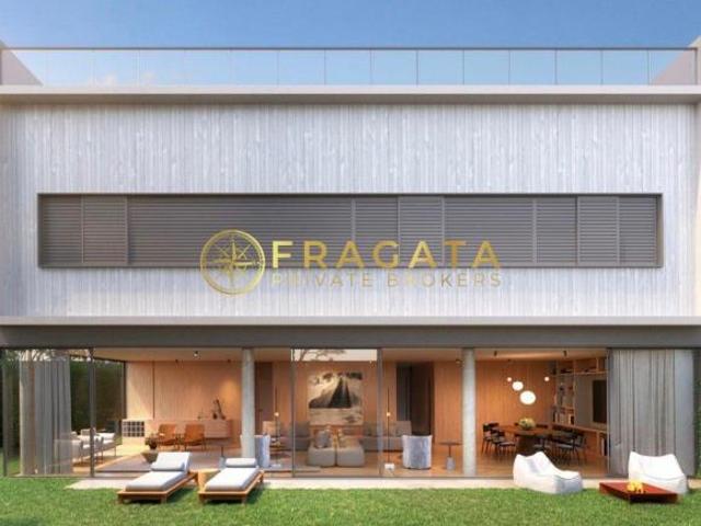 Casa a venda em Condomínio Fechado atrás do Shopping Iguatemi Jardim Europa
