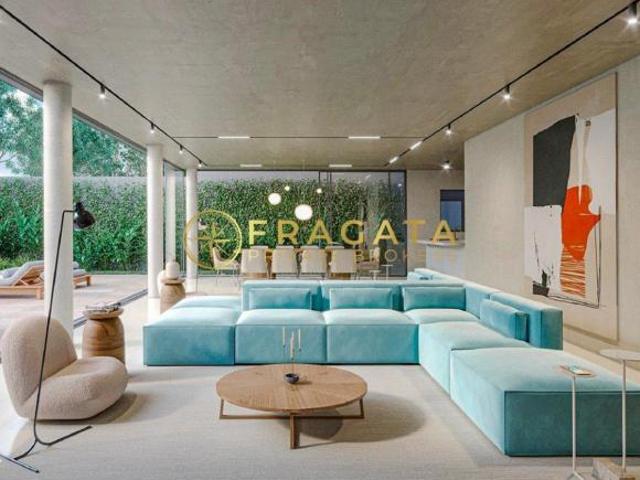 Casa a venda em Condomínio Fechado atrás do Shopping Iguatemi Jardim Europa