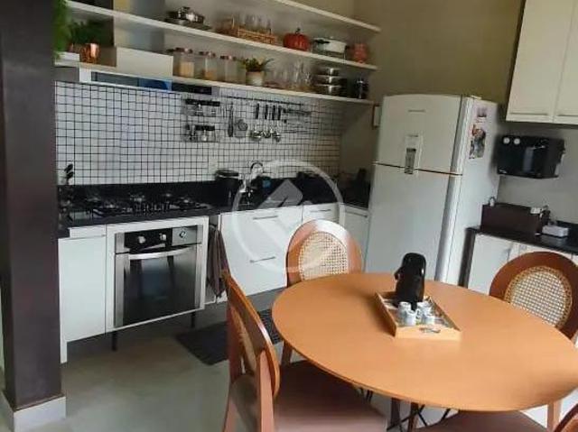 Casa à venda em condomínio fechado com 3 dormitorios, Cuiabá MT