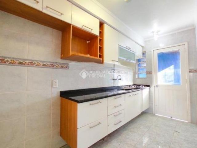 Casa a venda em condominio fechado com 3 quartos em Canoas RS