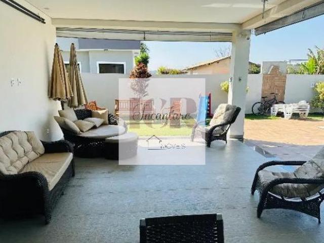 Casa a venda em condomínio fechado em Araçoiaba da Serra