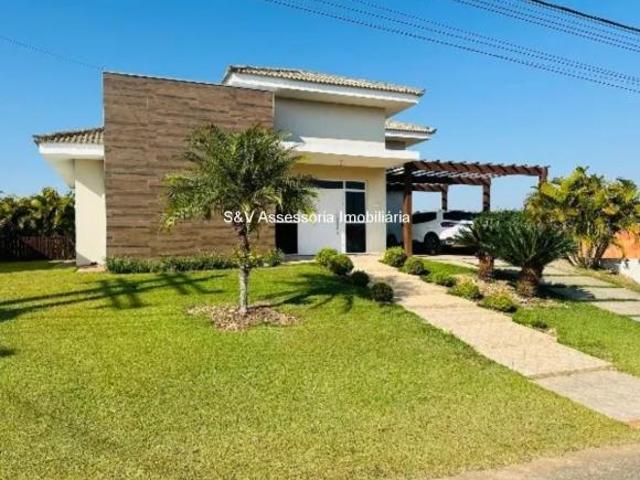 Casa à venda em condomínio fechado em Araçoiaba da Serra/SP!