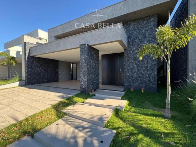 Casa á venda em condomínio fechado em Foz do Iguaçu, PR