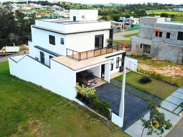 Casa à venda em condomínio fechado em Itu com 4 suítes, vista panorâmica e espaço gourmet