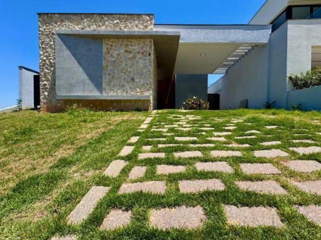 Casa à Venda em Condomínio Fechado em Itu/SP | 3 Suítes, Piscina, Energia Fotovoltaica e Automação R