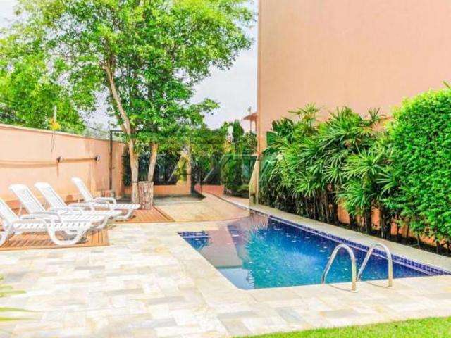 Casa à venda em condomínio fechado em Santo Amaro, com 4 dormitórios, sendo 2 suítes e 2 vagas