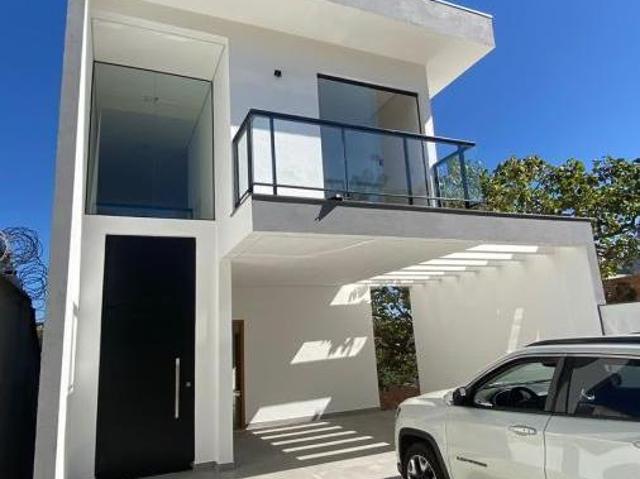 Casa a venda em condomínio fechado Lagoa Santa