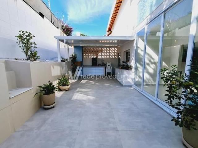 Casa à Venda em Condomínio Fechado – Vinhedo/SP | 3 Suítes e Vista Privilegiada