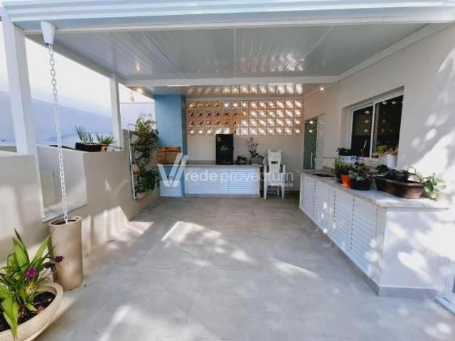 Casa à Venda em Condomínio Fechado – Vinhedo/SP | 3 Suítes e Vista Privilegiada